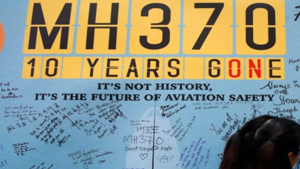 Missing Malaysian Airlines plane: Can a 'weak signal' unlock decade-old ...