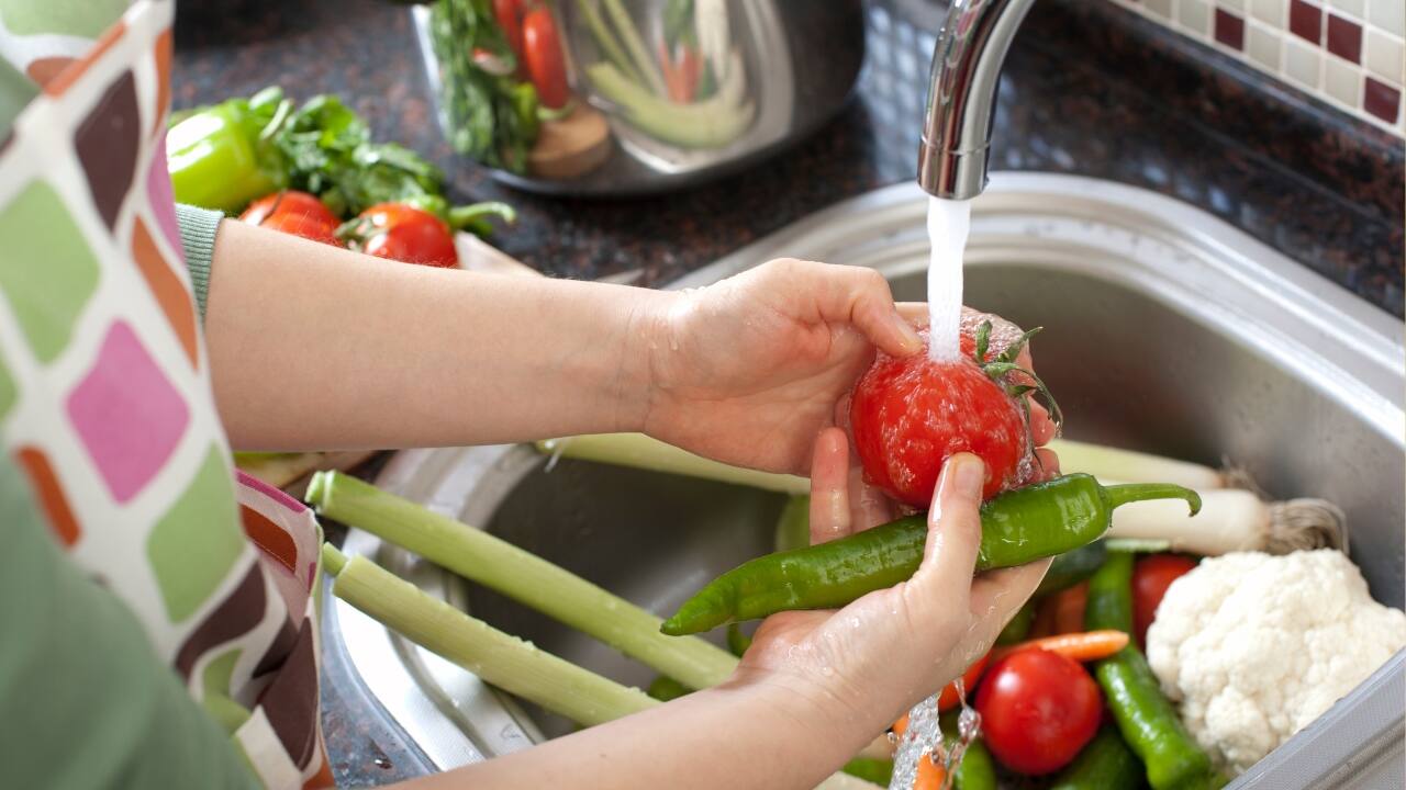Diet guide: Be careful of these vegetables in monsoon, avoid foodborne ...