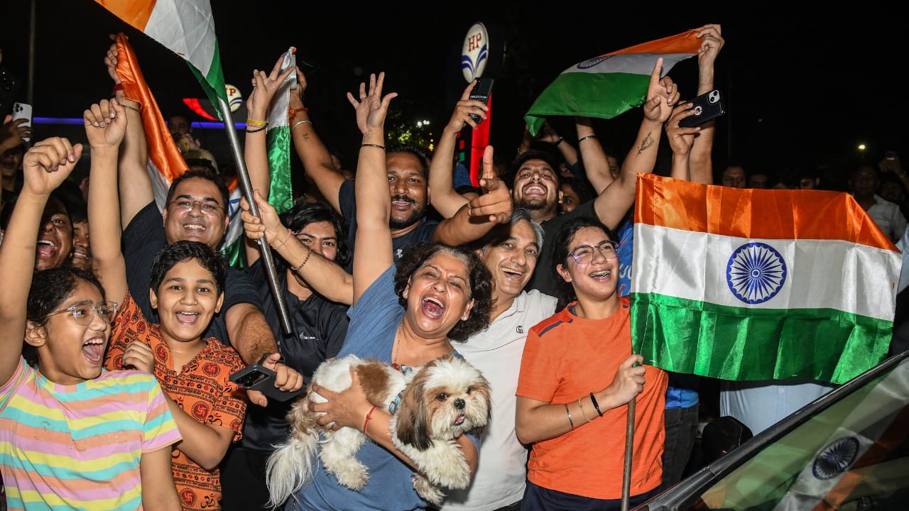 India win T20 World Cup 2024: Euphoric fans engage in revelry to ...