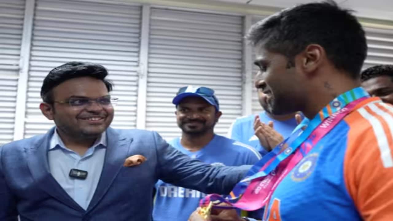 Suryakumar Yadav awarded best fielder medal by BCCI secretary Jay Shah