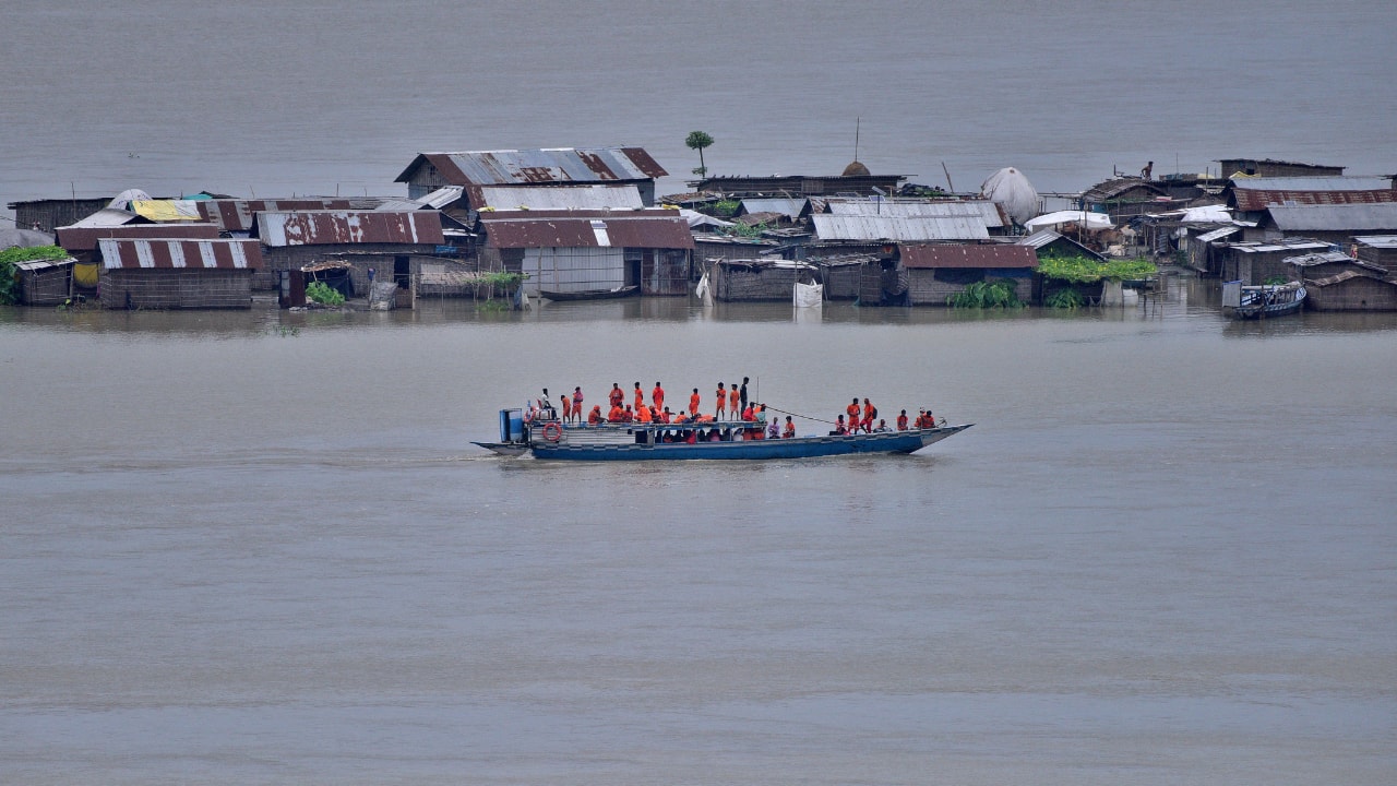 Heavy rain disrupts daily life in Uttarakhand, Himachal; Assam flood ...