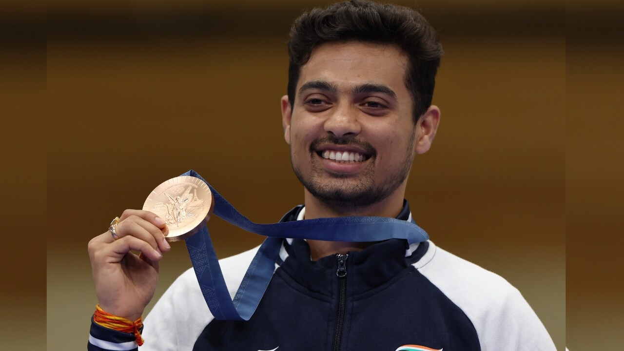 Swapnil Kusale Wins Bronze in 50m Rifle at Paris Olympics 2024: His ...