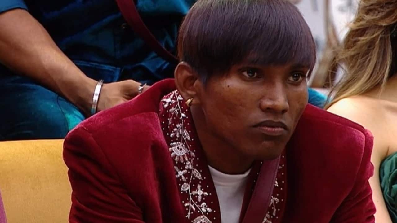 Bigg Boss Marathi 5: Suraj Chavan gets emotional in late parent's ...