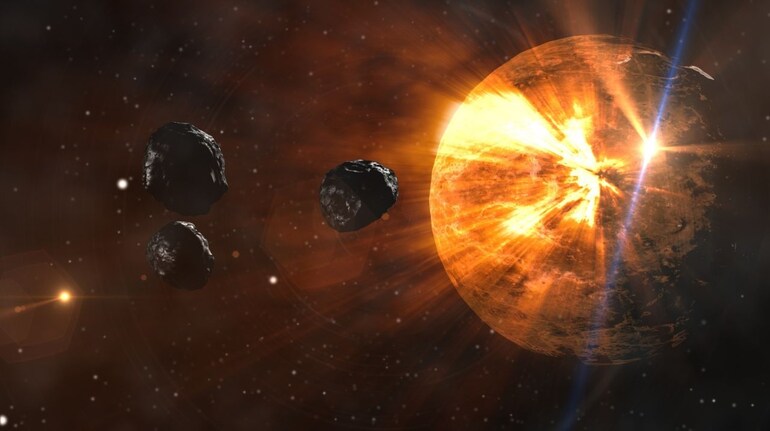 Three massive, airplane-sized asteroids will approach Earth over three ...