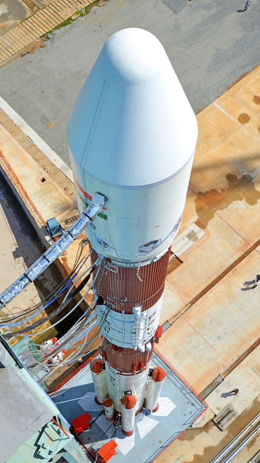 How ISRO Challenges Global Space Mission Budgets: 7 Projects That ...