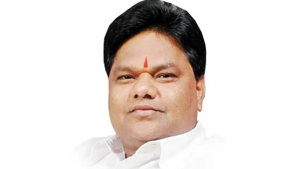 Shiv Sena minister Tanaji Sawant says sitting next to Ajit Pawar ‘makes ...