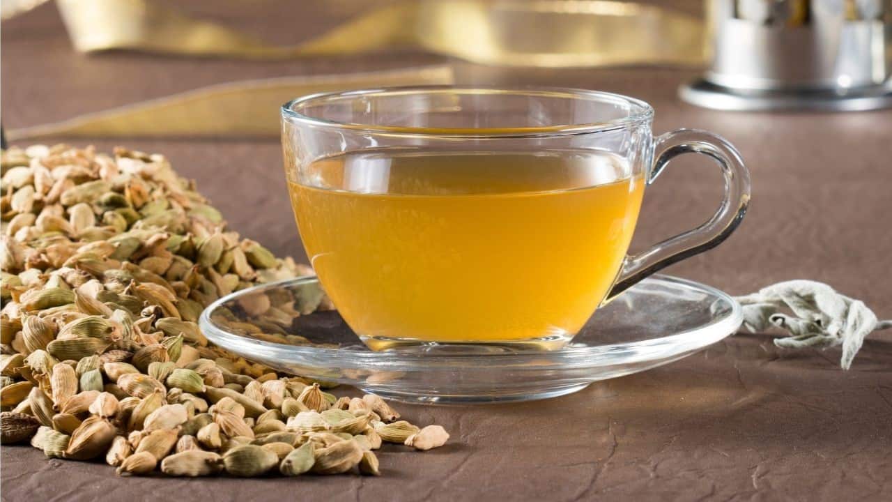 9 gut-cleansing drinks for a healthier digestive system