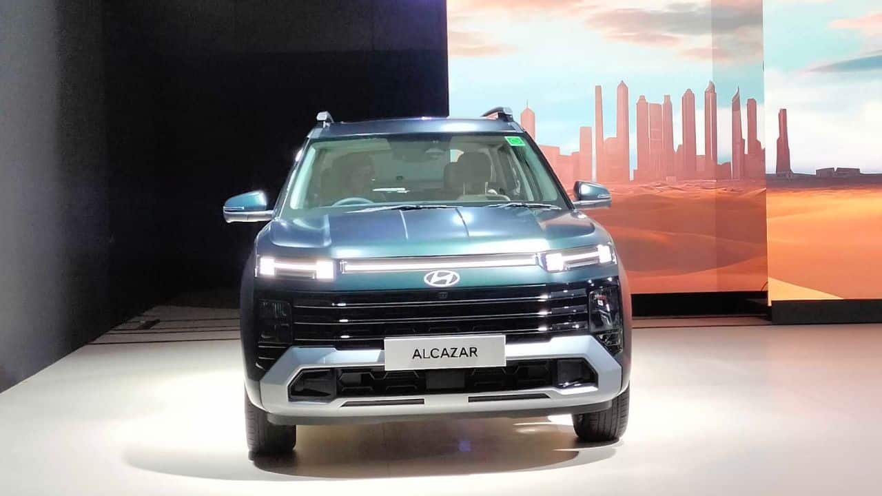 All new Hyundai Alcazar opens for booking at Rs 14.99 lakh