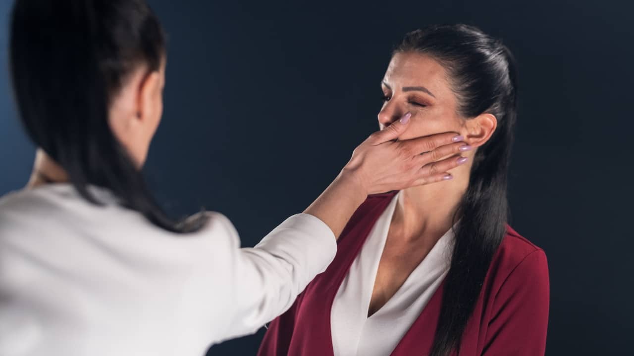Health risks of slap-face fighting: Concussion, organ failures due to ...