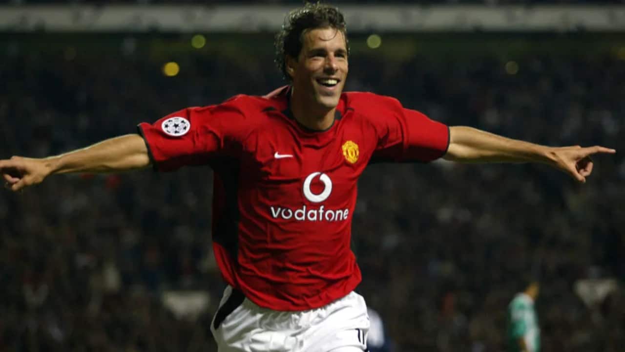 Manchester United sack Erik ten Hag, Ruud van Nistelrooy to take charge ...