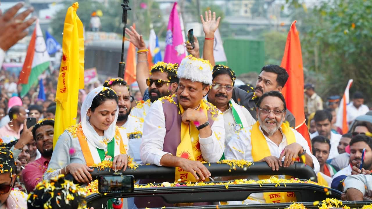 Maharashtra polls: Ajit Pawar, RSS chief Bhagwat among early voters ...