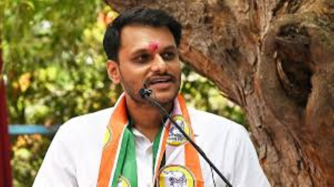 Maharashtra Elections 2024: Key faces and battles to look for
