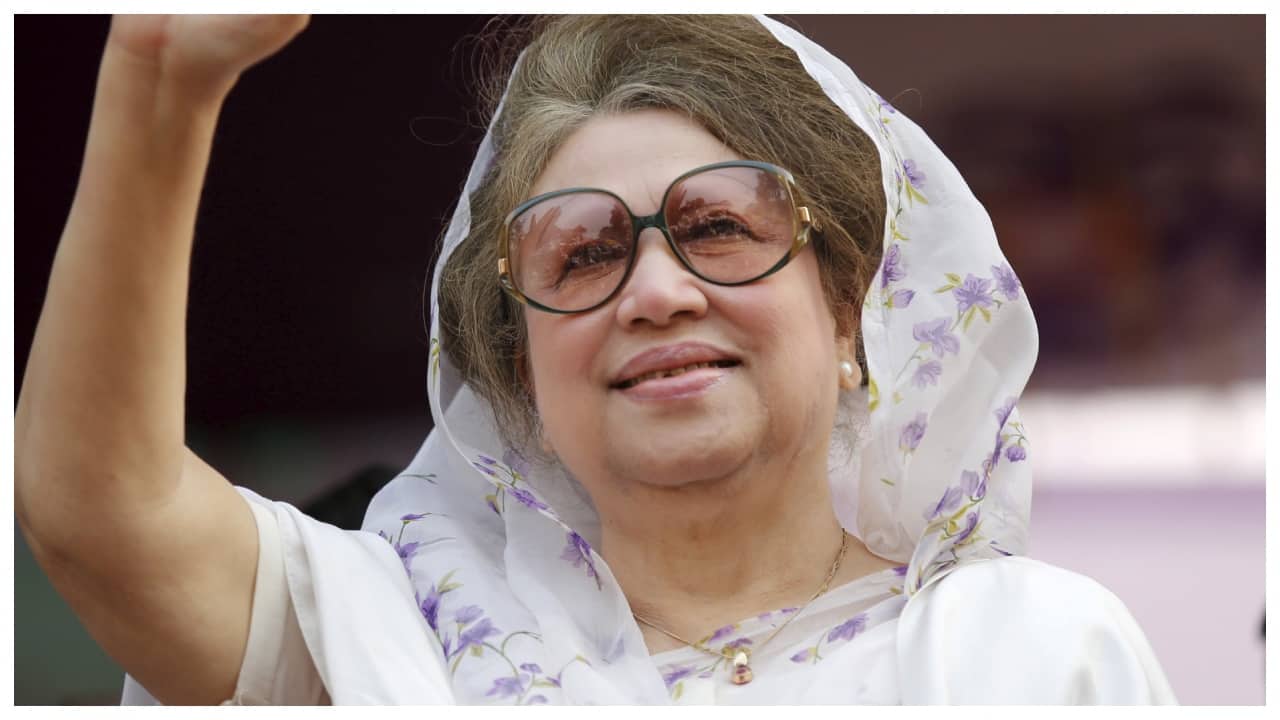 Ex-Bangladesh PM Khaleda Zia acquitted in graft case