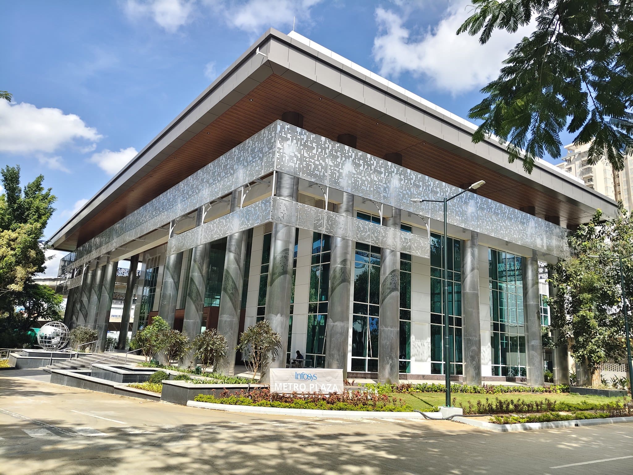 Bengaluru: Metro Plaza at Infosys Electronics City campus to provide ...