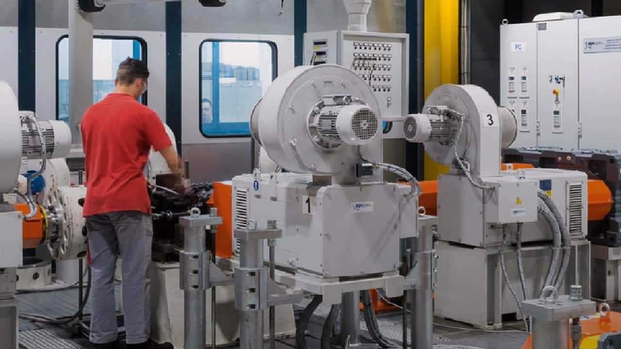 Carraro India shares make disappointing stock market debut, list at 7.5 ...