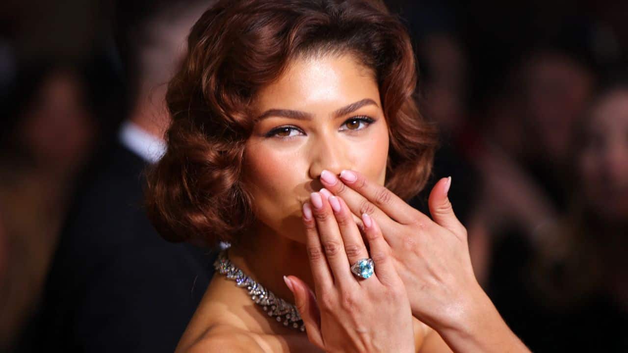 Zendaya gushes over her engagement ring from Tom Holland during an interview; video clip goes ...