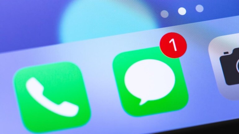 Phishing iMessage trick allows hackers to steal Apple user’s personal ...
