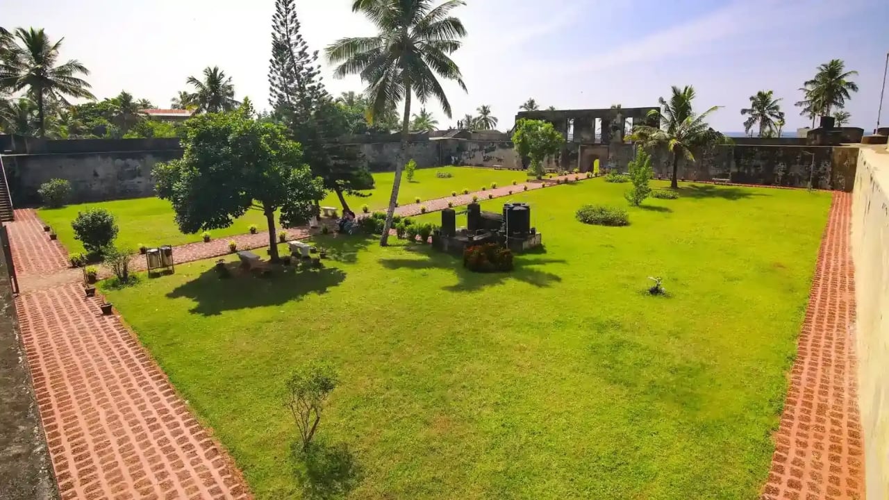 8 must-see forts in Kerala for history buffs and travelers ...