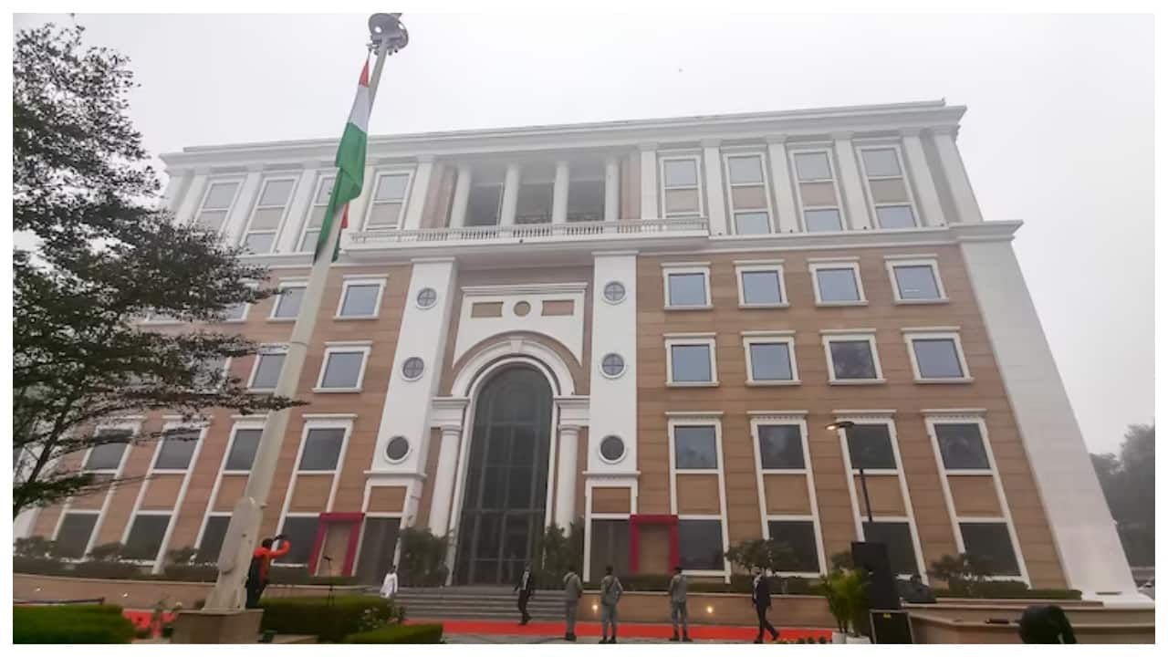 Cong's new HQ narrates tale of party's 139-year history; leaders who ...