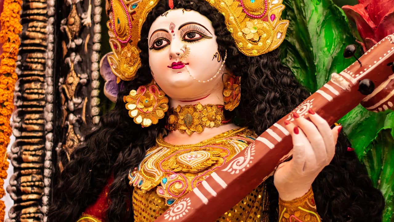 Vasant Panchami 2025: Why Is Yellow the Color of Saraswati Puja?