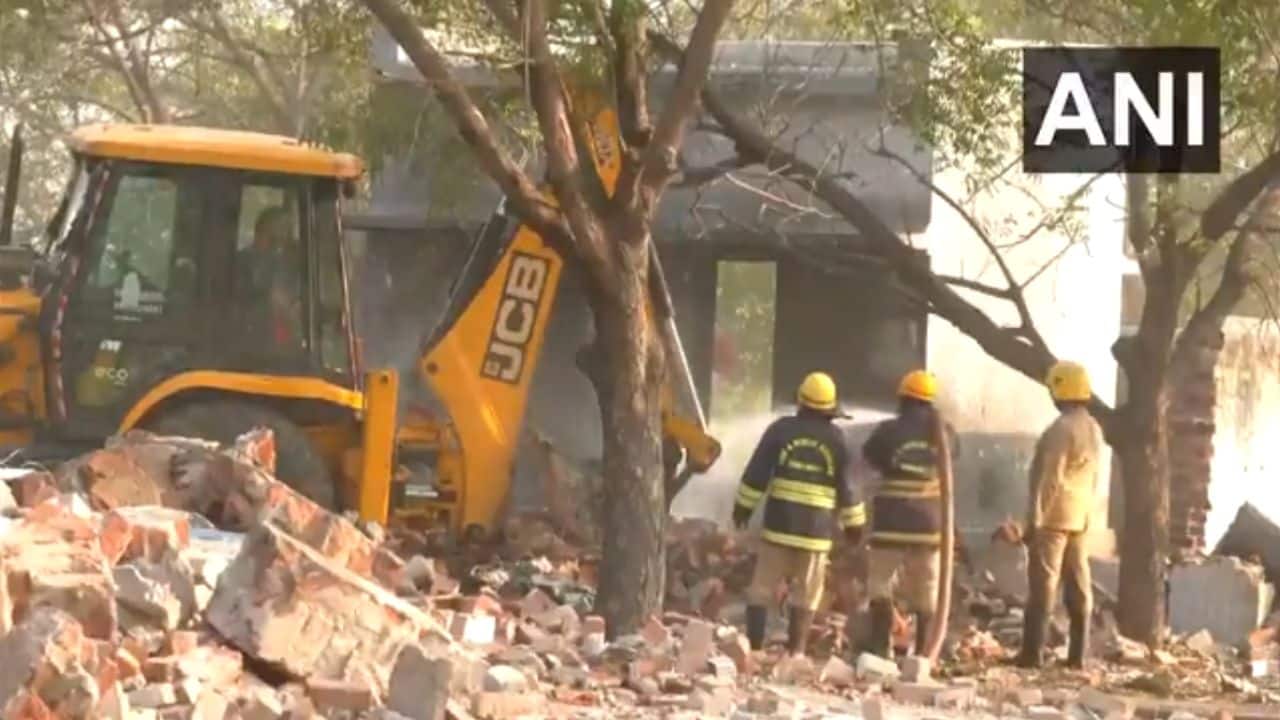 India News Updates: One dead, 7 injured in a blast in firecracker ...