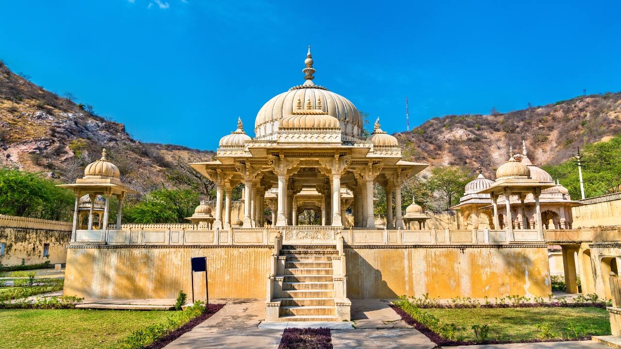 Jaipur Beyond the Palaces: 9 Hidden Attractions You Must Visit
