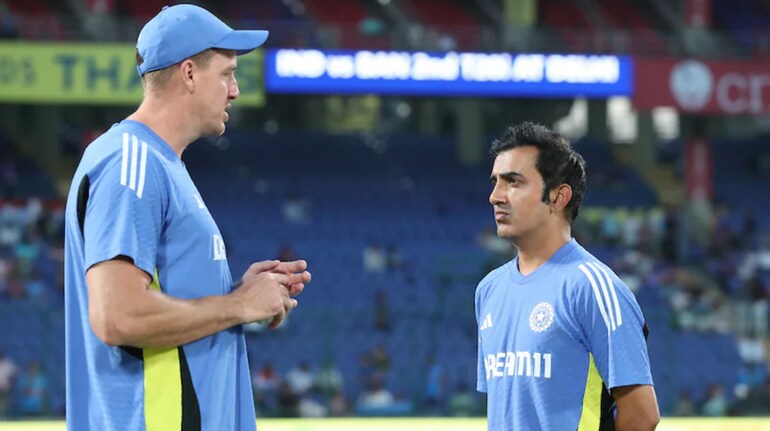 India bowling coach Morne Morkel returns home days before Champions ...