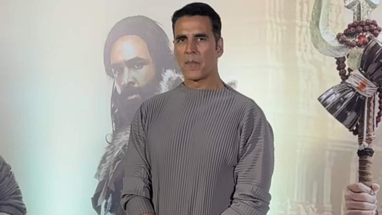 Akshay Kumar on backlash over Shivling hugging scene: Meri bhakti ko agar koi galat samjhe...