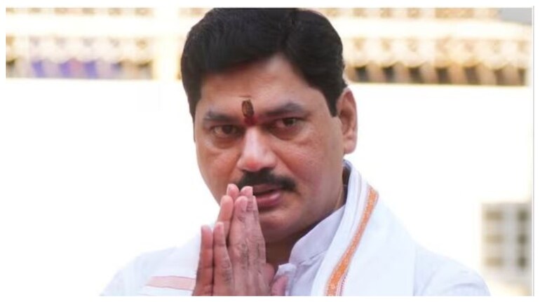 The Fall of Dhananjay Munde: Why Devendra Fadnavis couldn't avoid ...