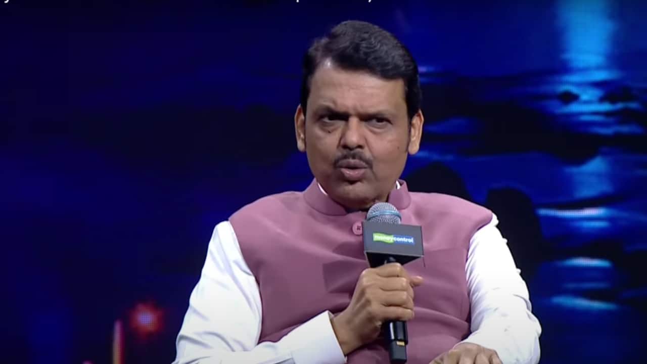 'Sab mast chal raha hai': Fadnavis junks rumours of rift with Eknath ...