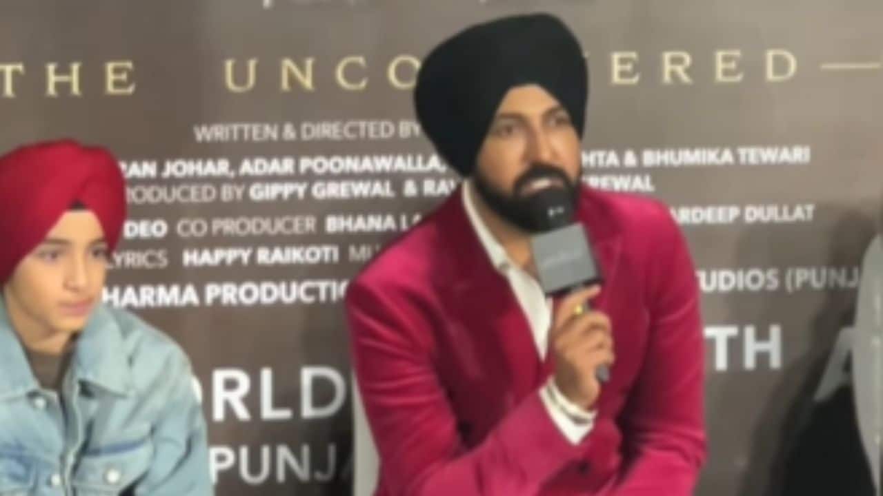 Gippy Grewal stands by Ibrahim Ali Khan and Khushi Kapoor following ...