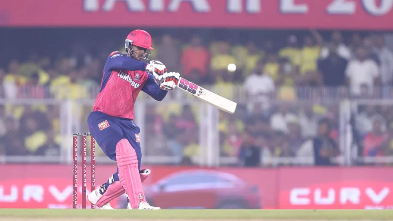 RR vs CSK Highlights, IPL 2025: MS Dhoni fails to deliver in crunch ...