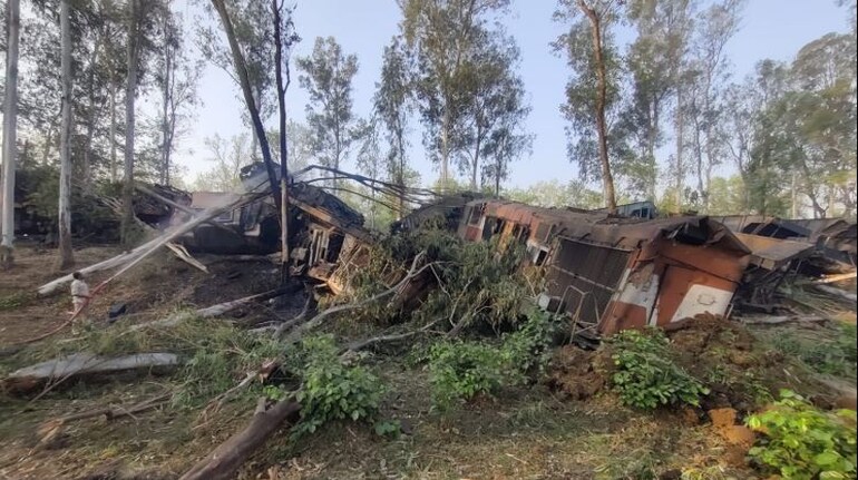 Jharkhand train accident today: Two goods trains collide head-on in ...