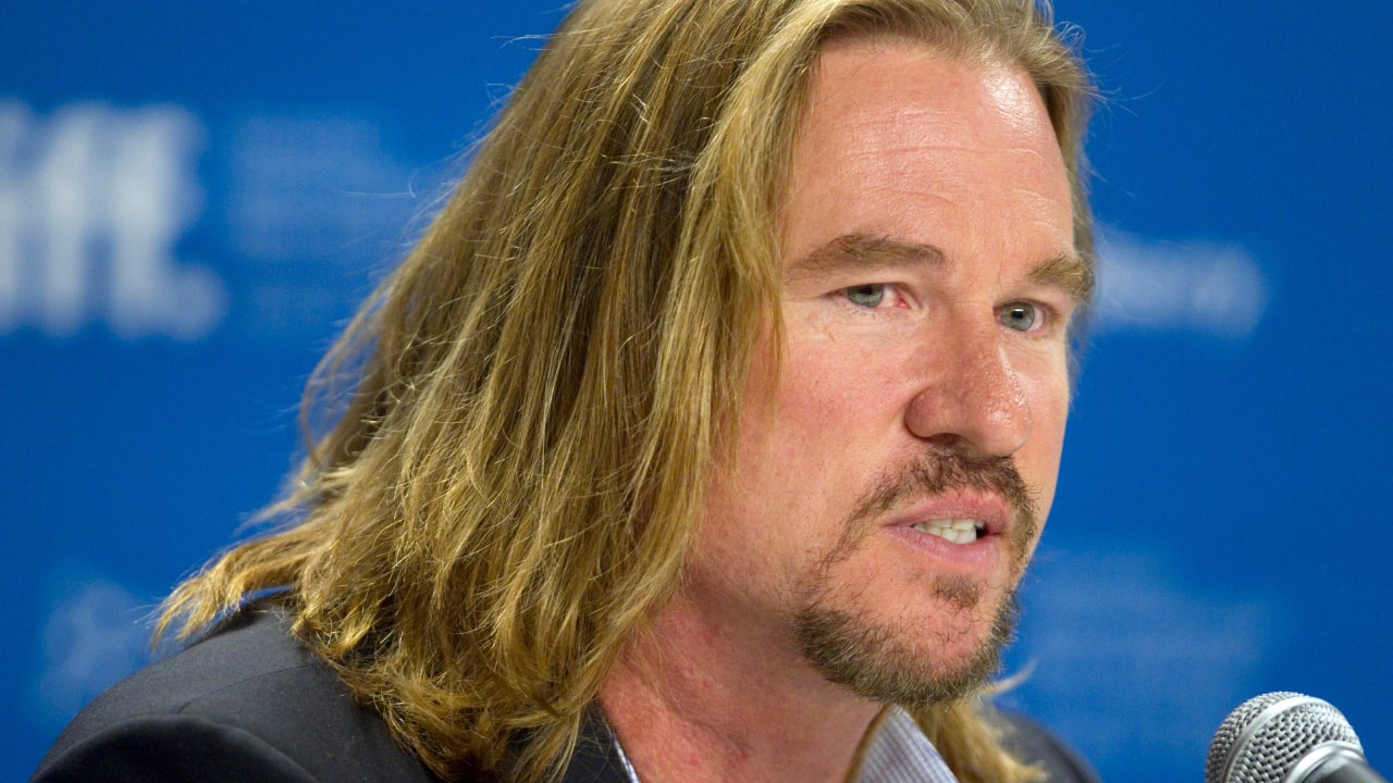 Val Kilmer Death: Val Kilmer, known for playing Batman, passes away at 65