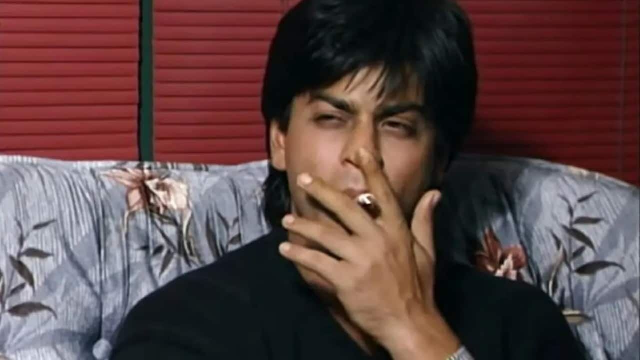 When Shah Rukh Khan said, "main ek din mein 100 cigarettes smoke karta ...