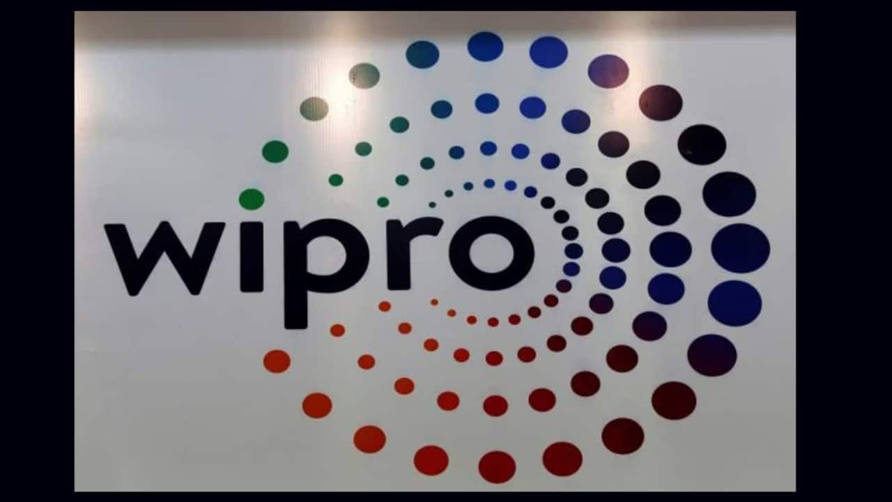 Wipro reports ----- growth for the --- full year