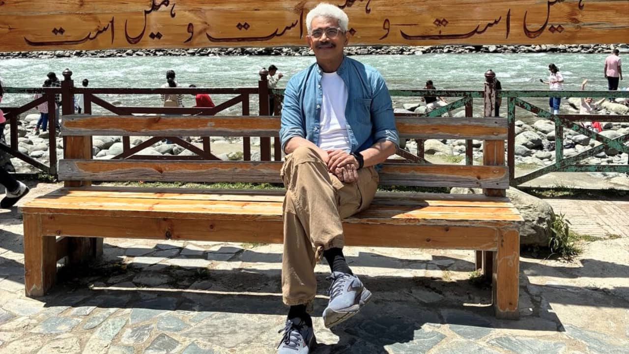 Atul Kulkarni visits Kashmir after Pahalgam terror attack, writes ...