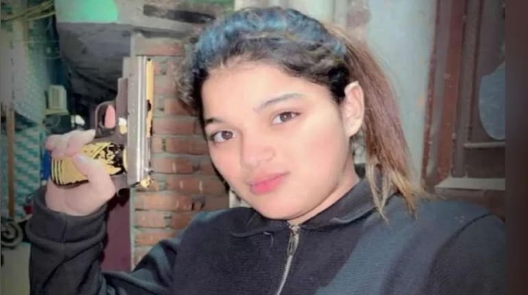 'Hindus moving out': How Delhi ‘lady don’ Zikra's reel life turned ...