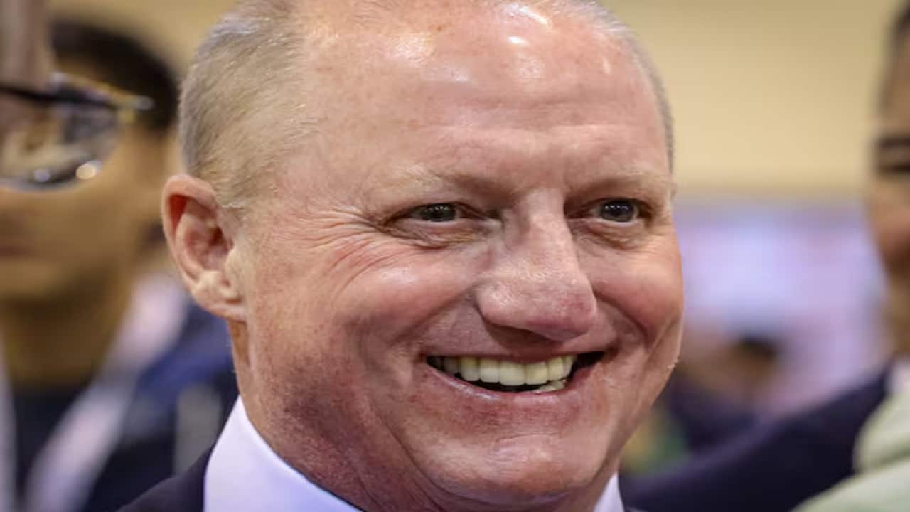 Greg Abel to take over as CEO by year-end: Warren Buffett to Berkshire ...