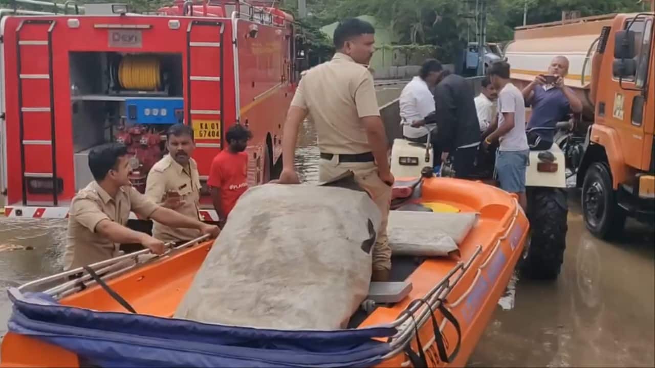 Bangalore Rains: Bangalore sees boats on streets after heavy rain ...