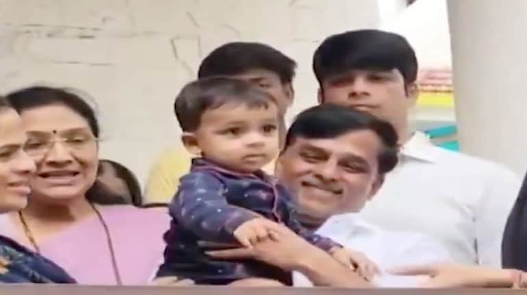 Pune dowry death case: Vaishnavi Hagawane's 10-month-old son reunited ...