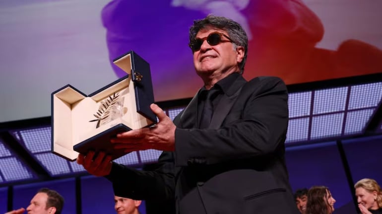 Jafar Panahi awarded Palme d'Or for It Was Just an Accident at Cannes 2025