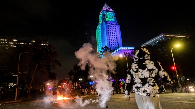 Tear gas, torched cars and chaos: Shocking videos capture LA’s protest ...