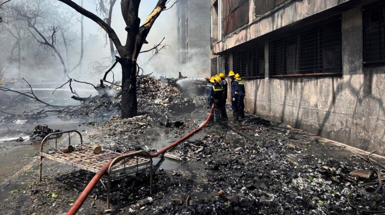 Ahmedabad plane crash: Over 260 dead, Amit Shah visits ground zero ...