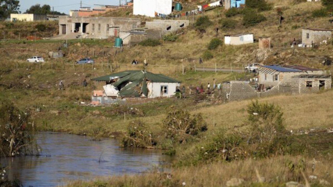 Rescuers still pulling bodies out of the water as death toll in South ...