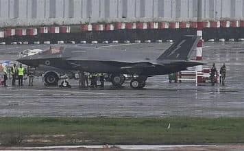 Hydraulic issue keeps British F-35B fighter jet grounded at ...