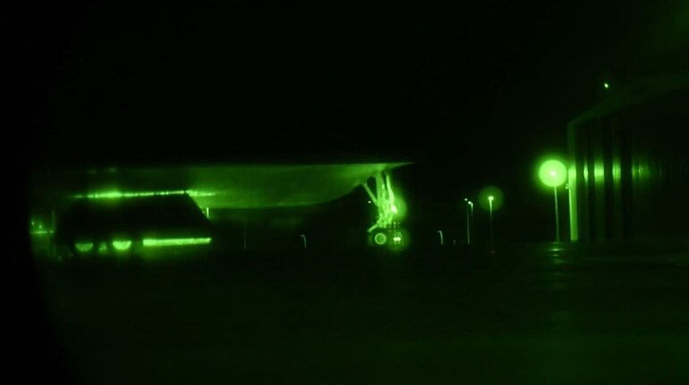 Pentagon releases footage of B-2 stealth bombers in Operation Midnight ...