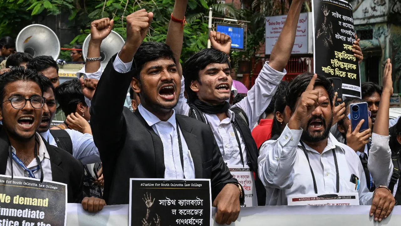 West Bengal Bar Council strips Kolkata rape accused Manojit Mishra of ...