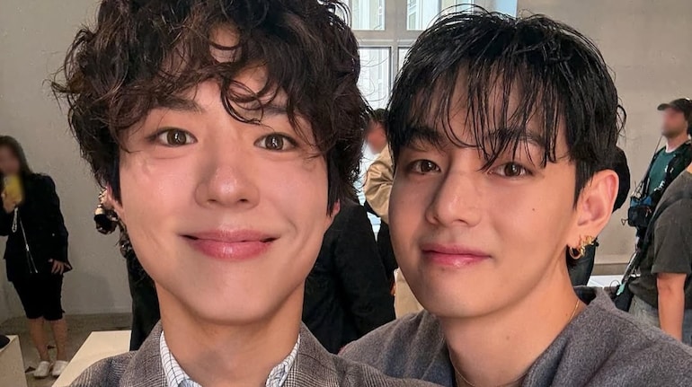 BTS’ V and Park Bo-Gum’s stylish bromance takes over Paris in new pics