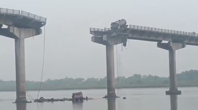 Gujarat bridge collapse: Saurashtra-bound traffic now faces 50-km detour